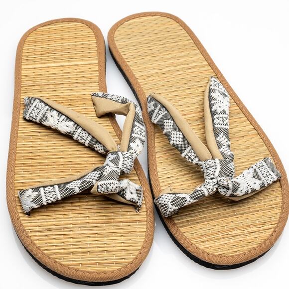 Unknown | Shoes | Japanese Style Tea Room Bamboo Setta Sandals Sz 9 ...
